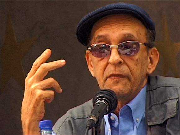 Leonardo Acosta, eterno polizonte • Trabajadores