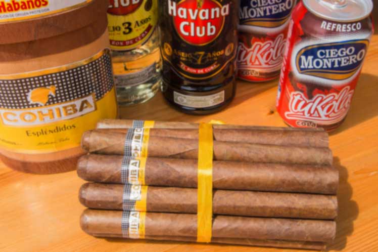 Cuban Tobacco, Rum among Attractions at Trade Fair in Panama • Trabajadores
