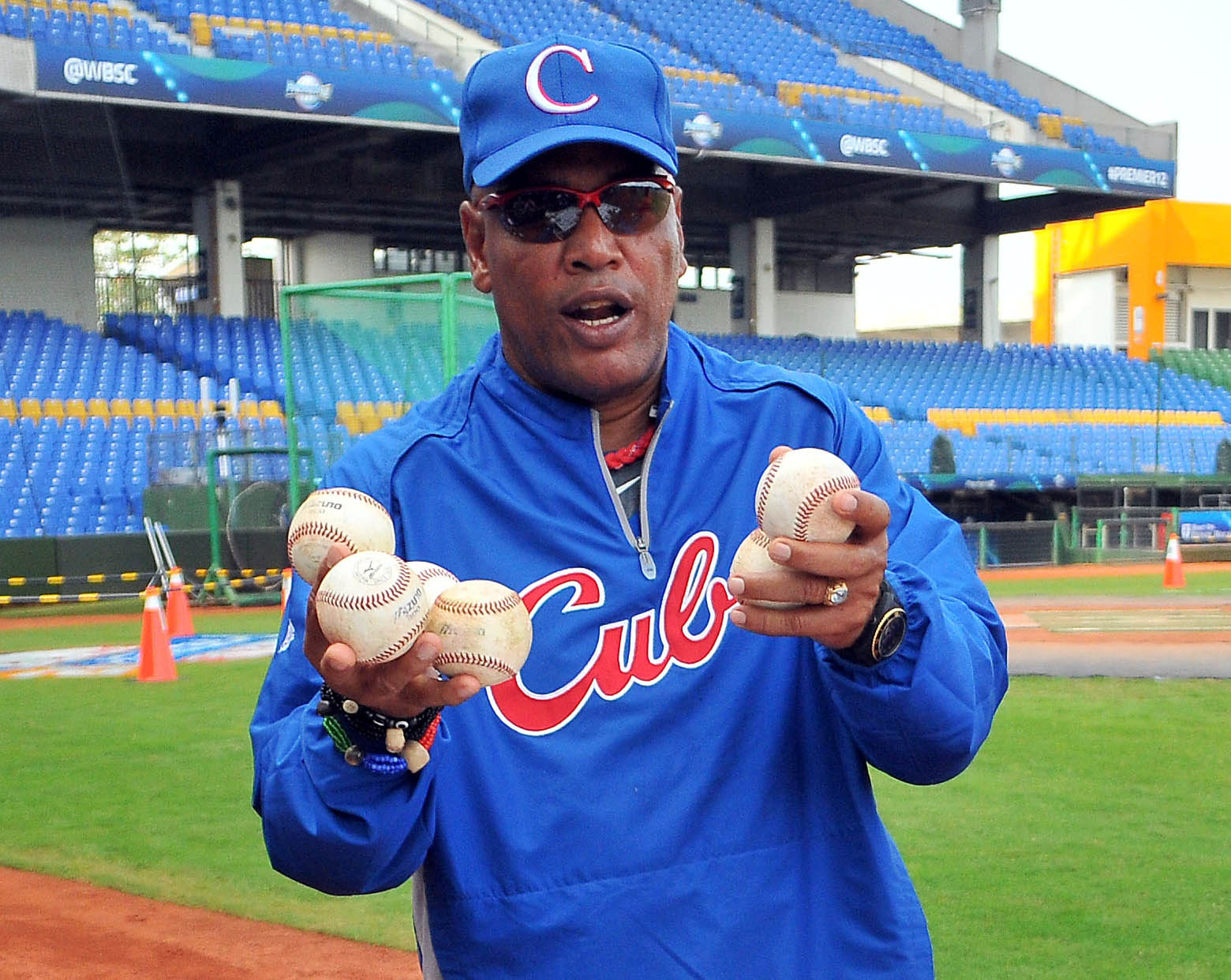 Víctor Mesa: “ahora soy azul” • Trabajadores