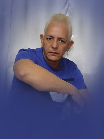 Alejandro Pineda: Sublime vocación por la moda (+Fotos) • Trabajadores