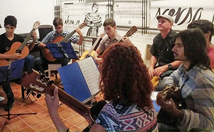 Ecos de la XII Bienal de homenaje a Ada Elba Pérez • Trabajadores