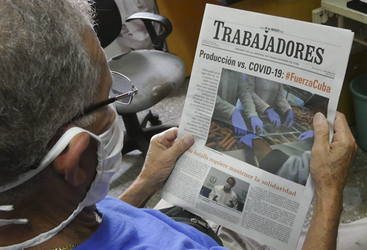 ¡Periódicos a todo color! • Trabajadores