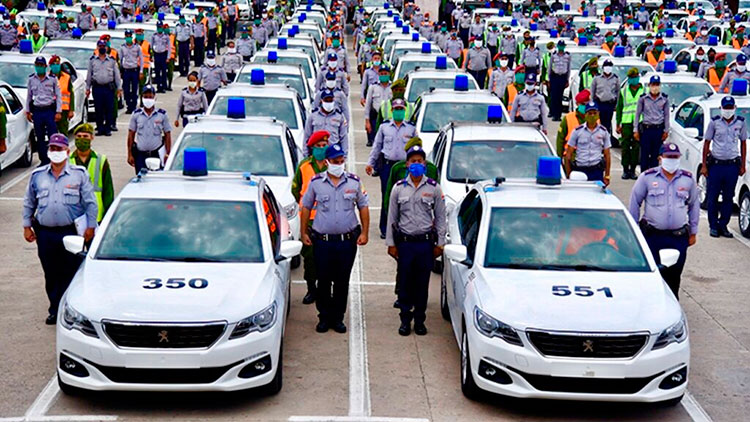 Autoridades de Cuba saludan aniversario de la Policía Nacional ...