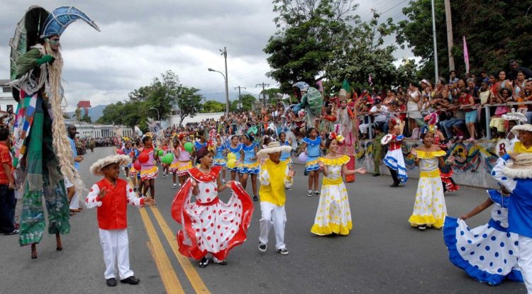 Anuncian Festival de Tradiciones en Santiago de Cuba • Trabajadores