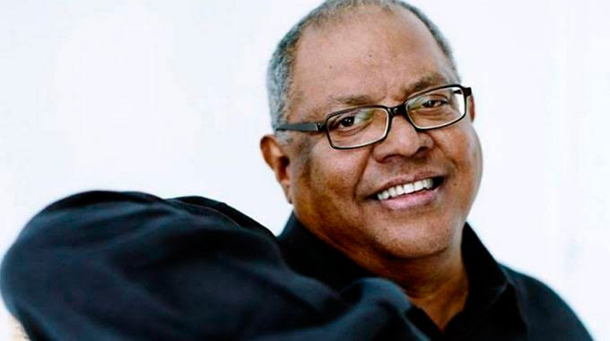 Pablo Milanés en el altar sagrado de su patria • Trabajadores