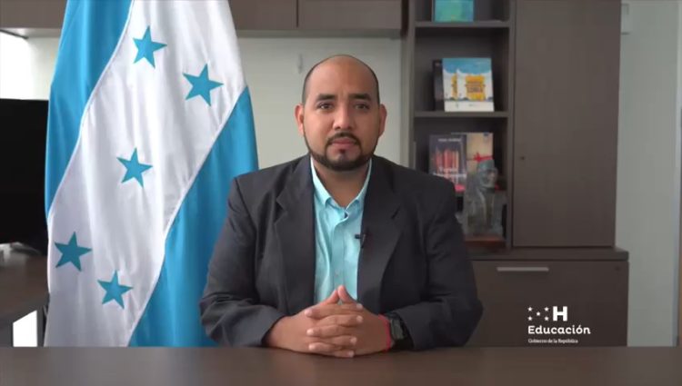 Resaltan en Honduras al método cubano de alfabetización • Trabajadores