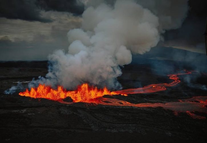 Cuba monitorea efectos de erupción volcánica en Hawái • Trabajadores