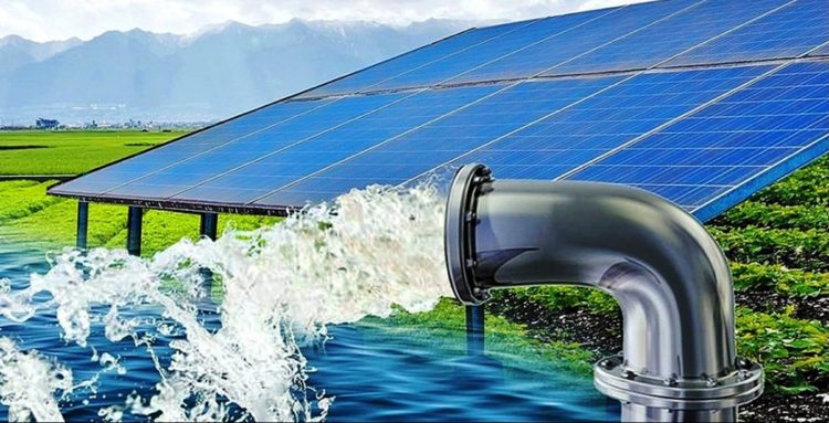 Avanza materialización de programa de bombeo de agua con energía fotovoltaica • Trabajadores
