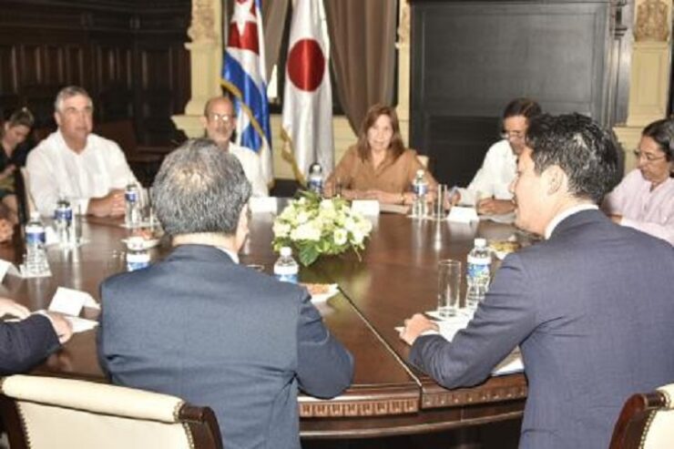 Cuba y Japón por fortalecer vínculos bilaterales • Trabajadores