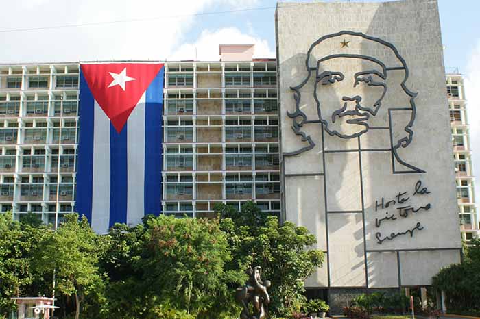 Celebra Cuba aniversario 63 del Ministerio del Interior • Trabajadores
