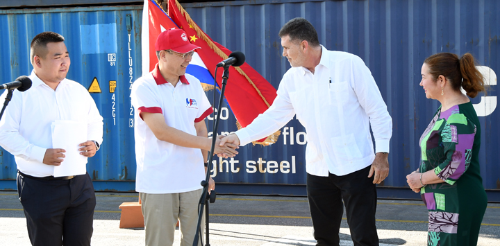 Cuba recibe donación de arroz procedente de China • Trabajadores